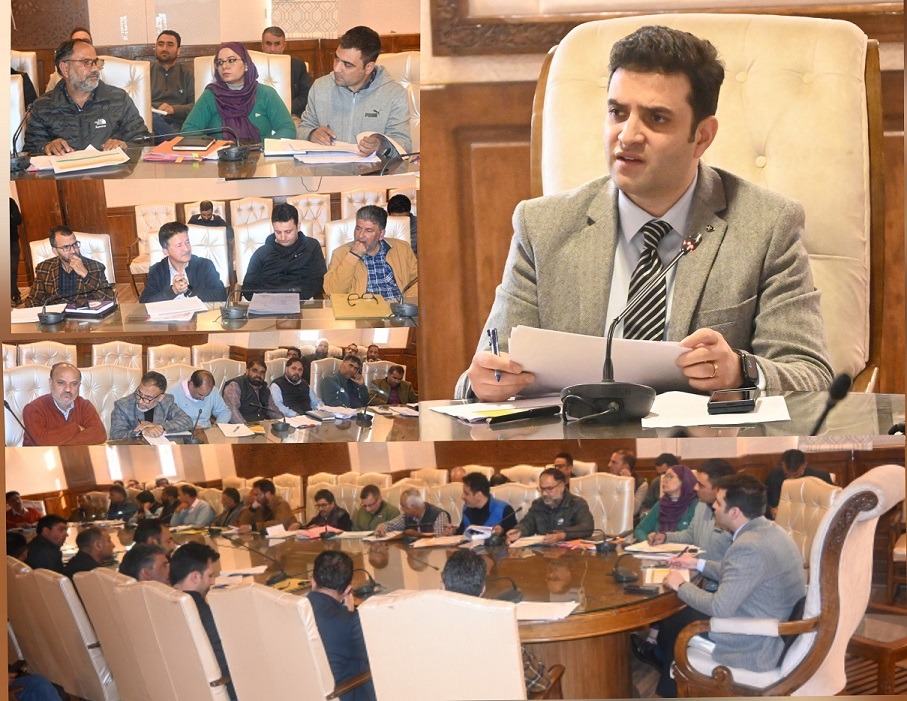 DDC Kulgam reviews progress of Works under District Capex Budget 2024-25 - Gadyal News Kashmir