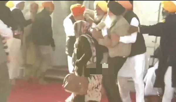 Man opens fire at Sukhbir Singh Badal outside Golden Temple - Gadyal News Kashmir