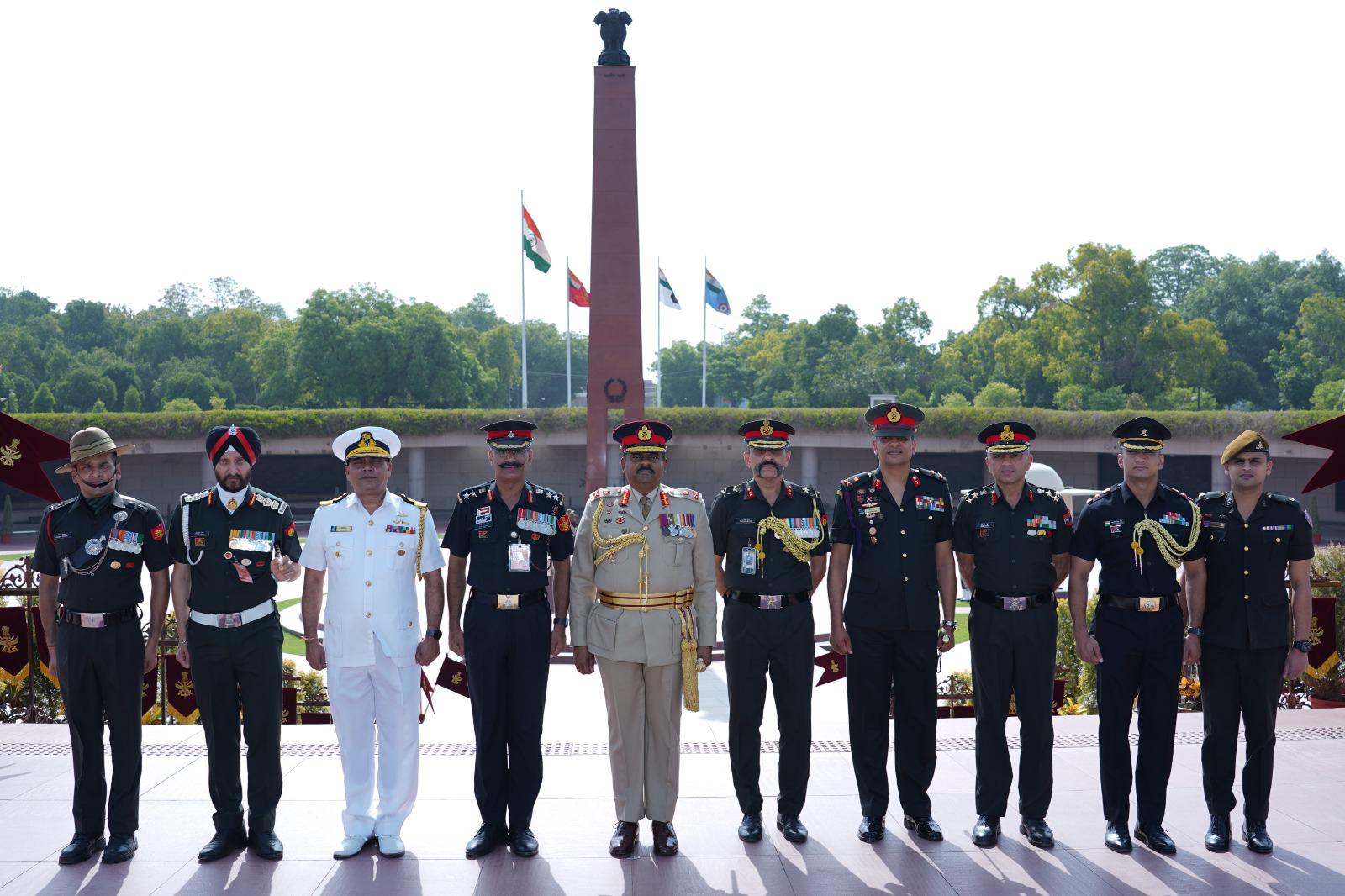 Sri Lanka Army Chief Begins India Visit to Boost Defence Ties, Attend ...