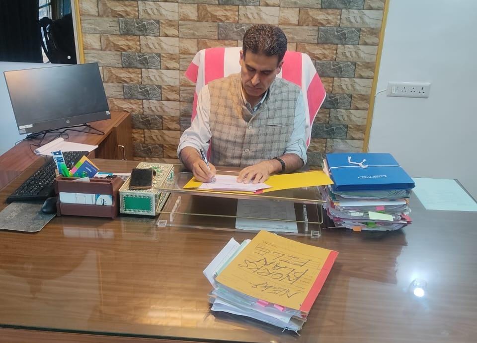 Ahsanul Haq Chishti Takes Over as CEO of Wullar–Manasbal Development ...