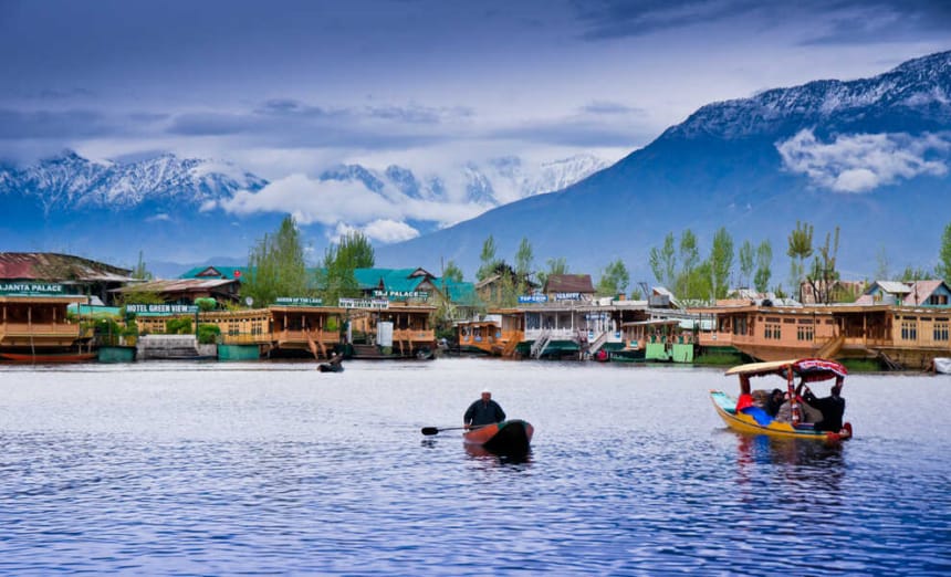 Kashmir: Where Natural Beauty Meets the Rise of Border Tourism - Gadyal ...